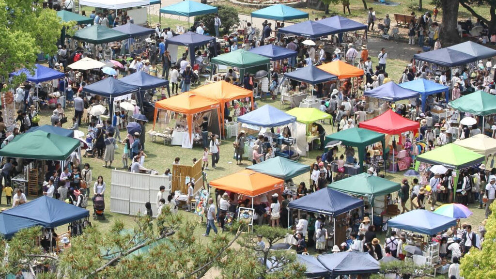 ロハスミーツ LOHAS Meets | ロハスな家族連れが集まるオシャレでかわいいエコライフのためのイベントを神戸市・明石市を中心に兵庫県・大阪府の公園で開催しています。 作り手の顔や想いが ...